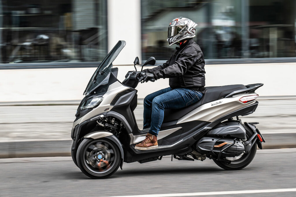 Essai Piaggio MP3 530 2022 : le temps du changement - Urbaanews...