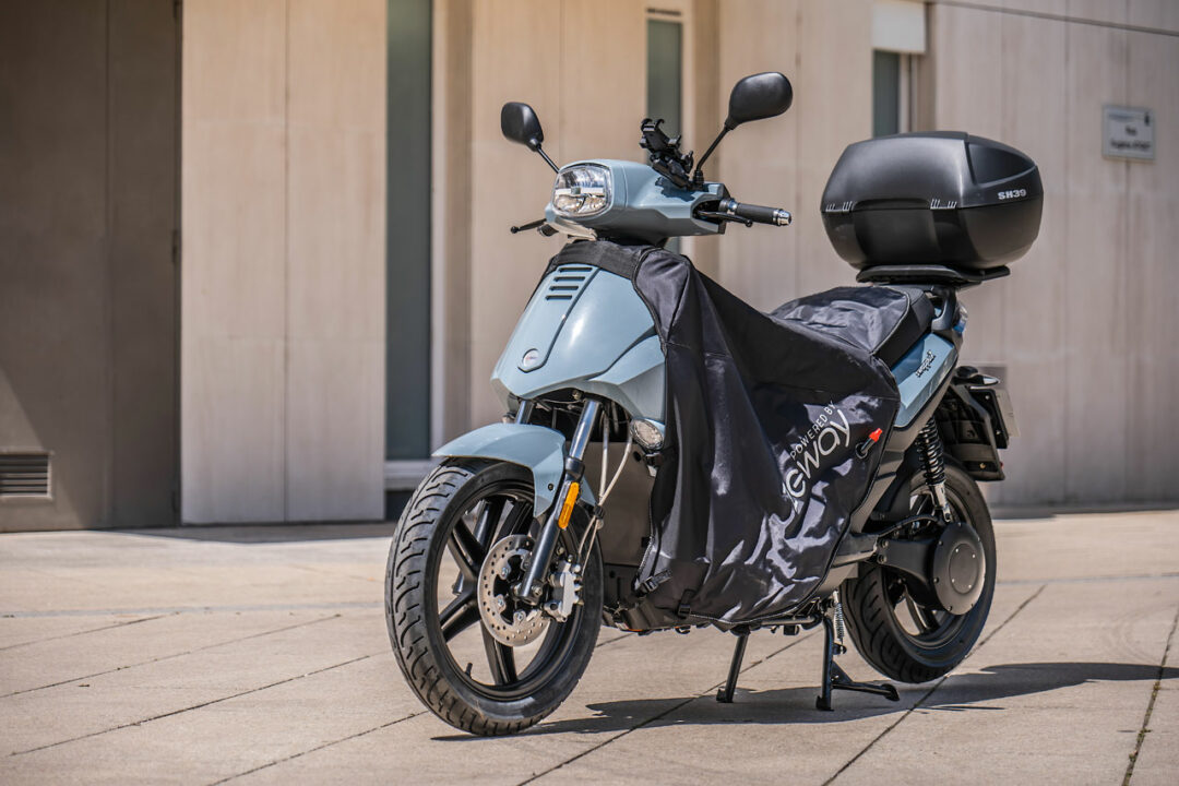 Essai scooter électrique ZEWAY SwapperX : swapper comme jamais ...