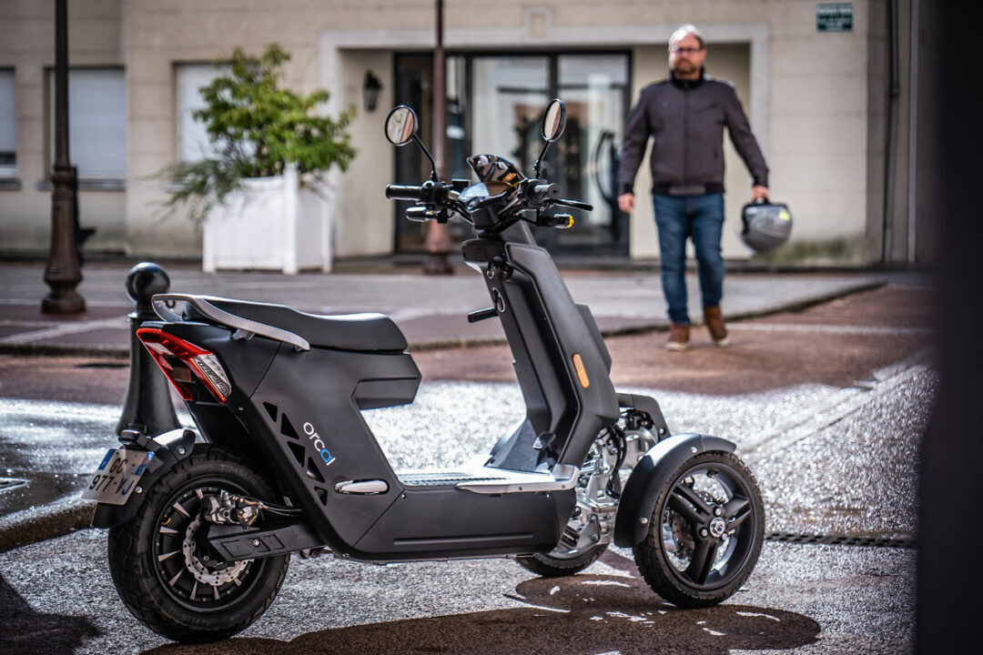 Essai Orcal V28+ : Scooter électrique 3-roues atypique - Urbaanews...