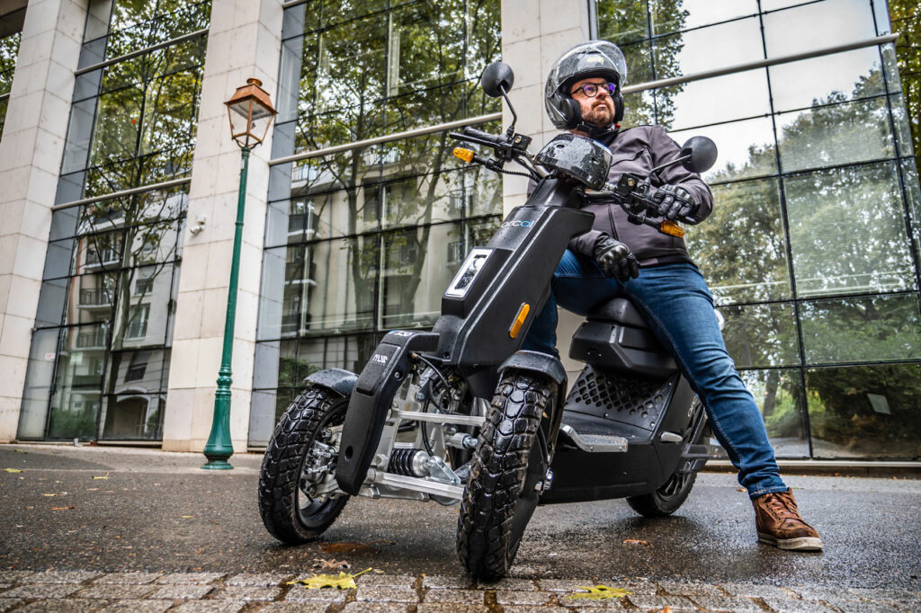 Essai Orcal V28+ : Scooter électrique 3-roues atypique - Urbaanews...