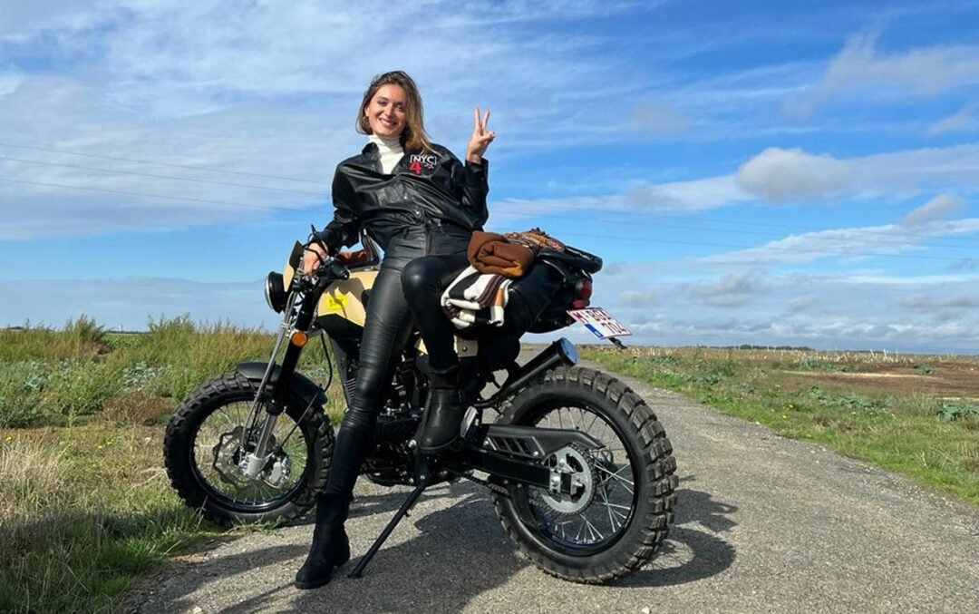 Bluroc Hero 125 : Édition spéciale Desert Trophy - Urbaanews...