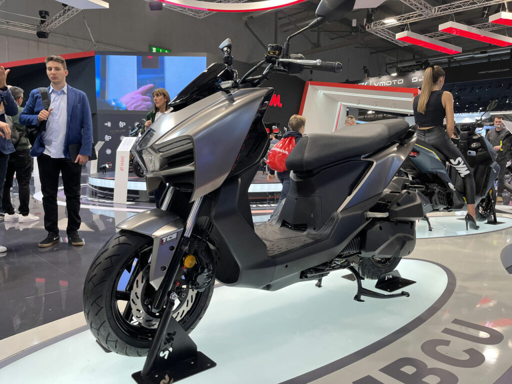 Sym MMBCU : Un serpent sur nos routes ! - Urbaanews...