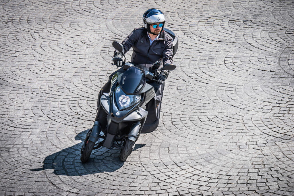 Essai scooter électrique 3-roues Zeway Swapper Triango+